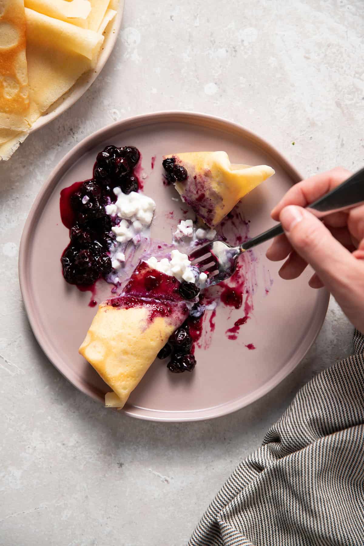 How To Make Sweet Crepes - Modern Crumb