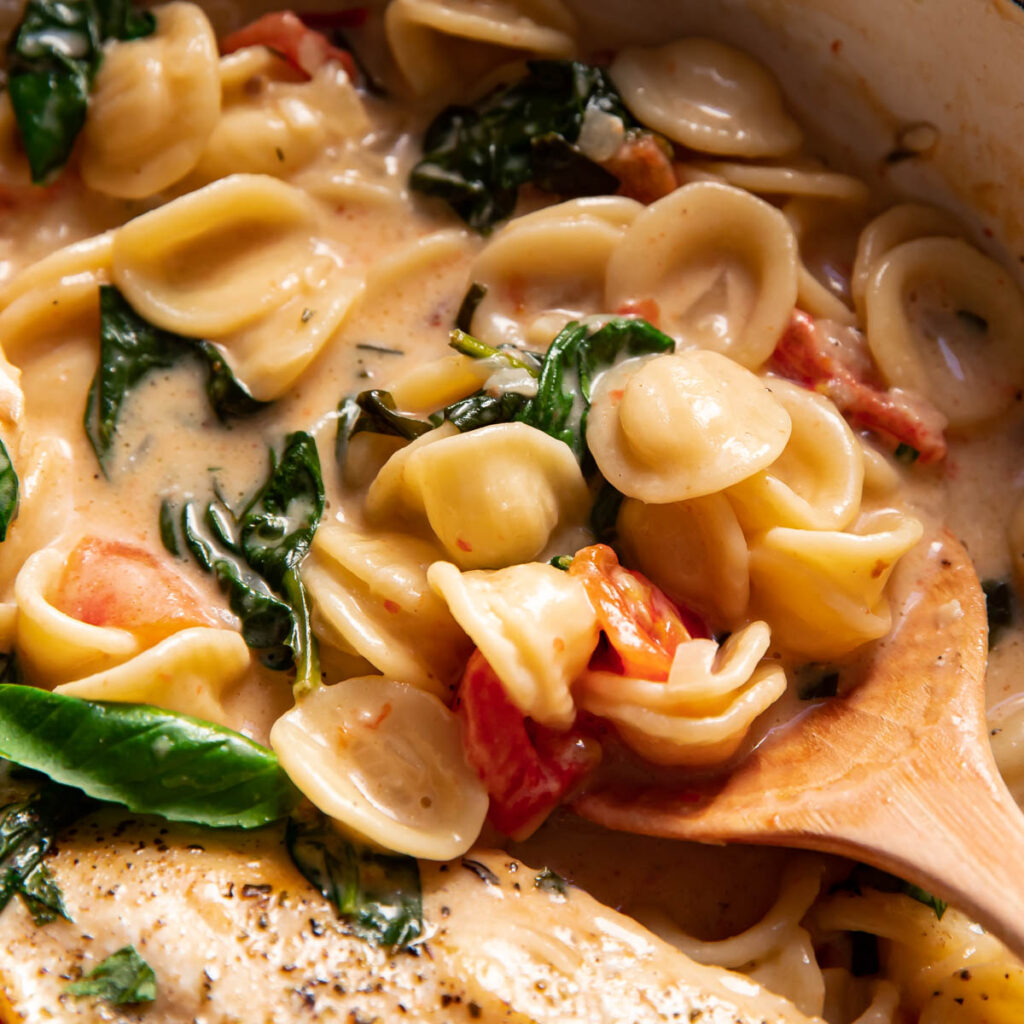 Chicken Florentine Inspired Pasta - Modern Crumb