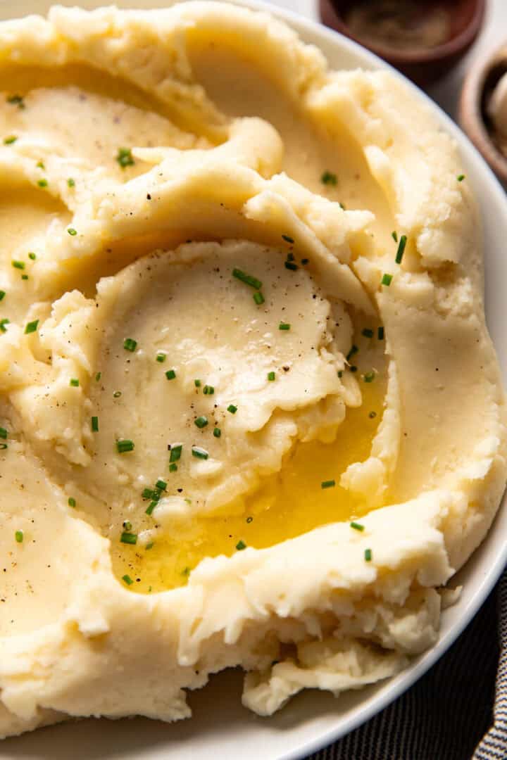 Garlic Mashed Potatoes - Modern Crumb